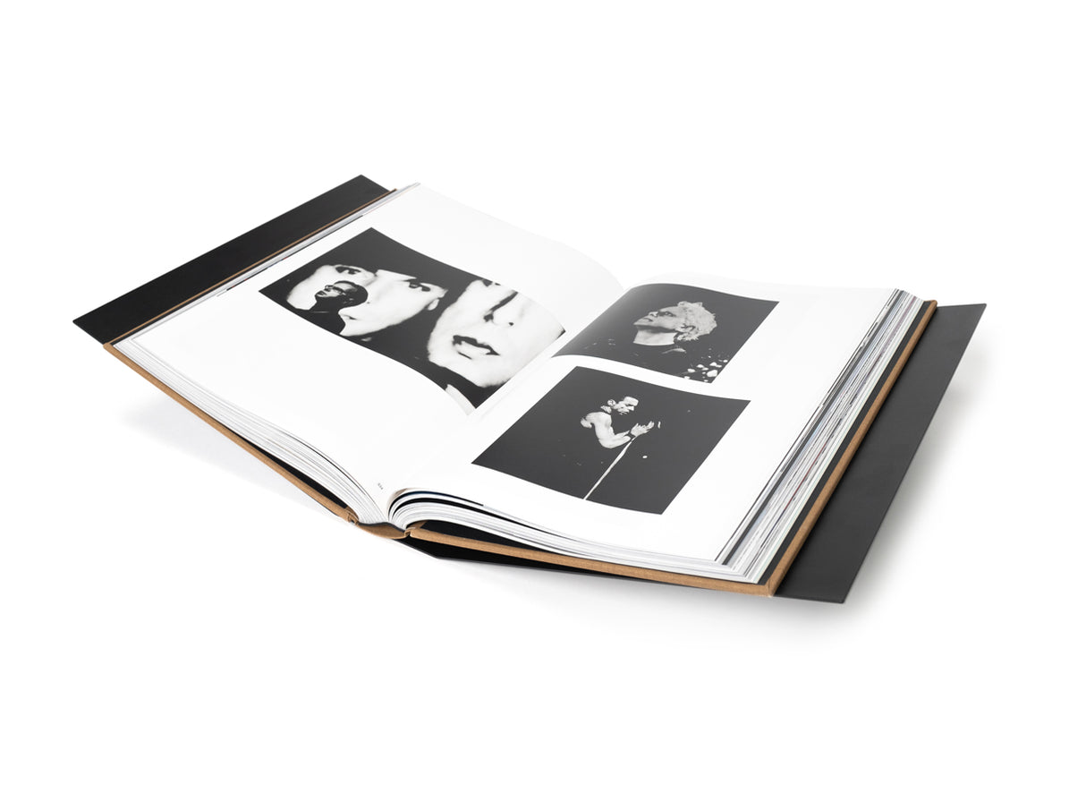 V-Stand XL – 1605 Collective